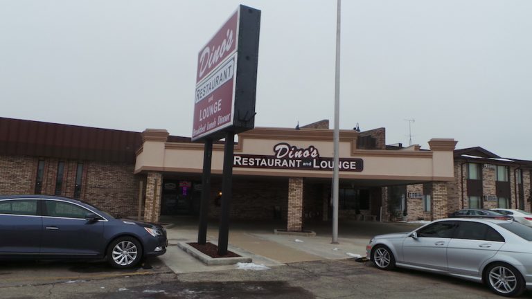 Photos - Dino's RestaurantDino's Restaurant