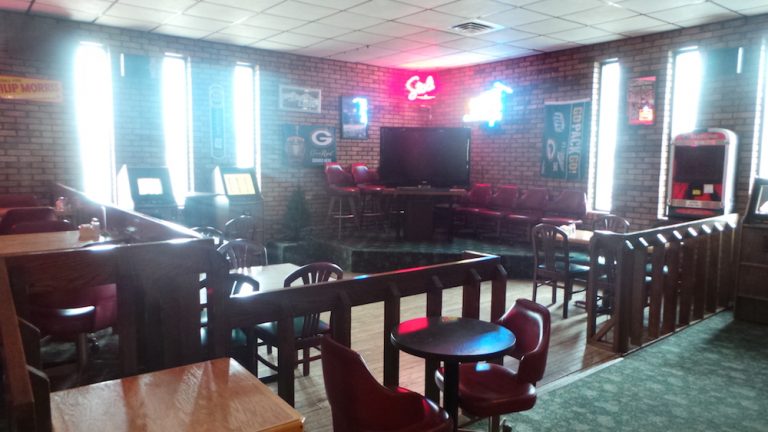 Photos - Dino's RestaurantDino's Restaurant